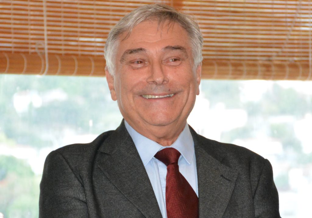 Professor da Strong Business School recebe premiação de instituição ...